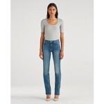 How to Style Dad Jeans: 5 tips & 3 picks! - Dancing Mama Style