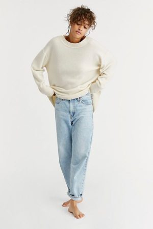 How to Style Dad Jeans: 5 tips & 3 picks! - Dancing Mama Style